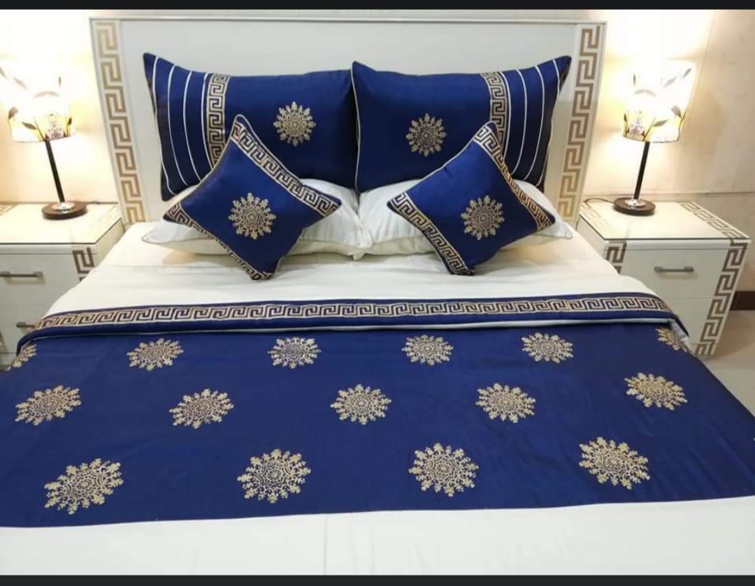 8 Pieces Silk Satin Bridal Bedset with Block Printing – Cotton Bedsheets